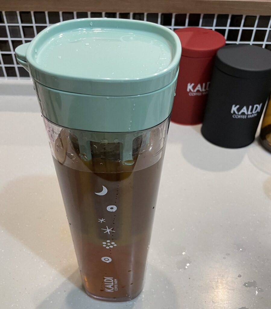 QOL爆上がり！満足度100％の商品です（KALDIの水出しコーヒーを徹底レビュー） – モグラビトの巣穴